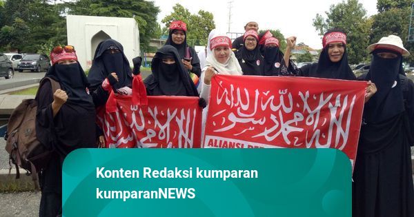 Massa FPI Mulai Berdatangan ke Al Azhar: dari Banten Sampai Purwakarta | kumparan.com